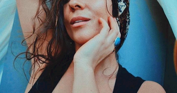 Zoe Kypri - Sign up for new music