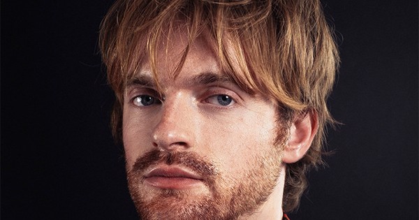 FINNEAS - Medieval / Flume