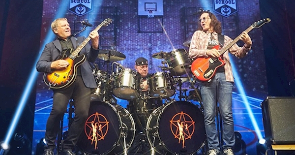 R40 Live [DVD] [2015]: Amazon.co.uk: Rush: DVD & Blu-ray