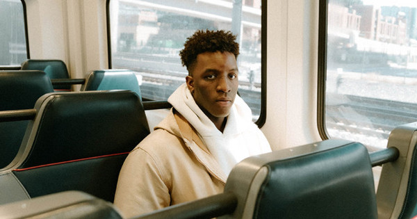 Izzy Ellis - Rent Free (Acoustic)