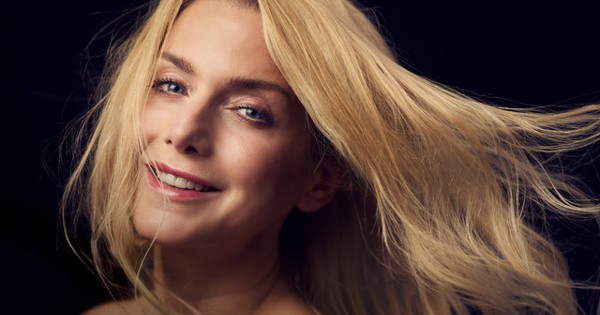 Jeanette Biedermann - Unterm Strich