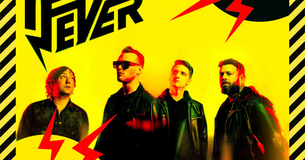 Moon Fever - Getting Loud