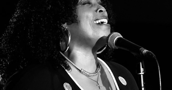 Ruby Turner - Love Down the Line