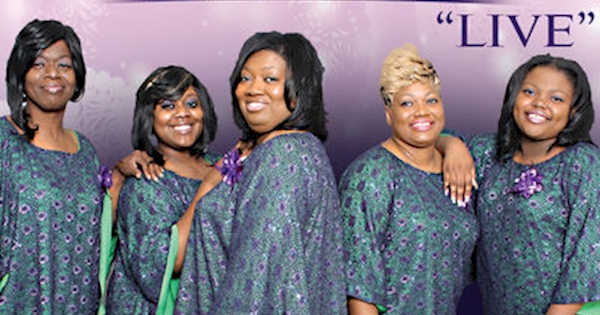 Tammy Edwards and The Edwards Sisters - Live