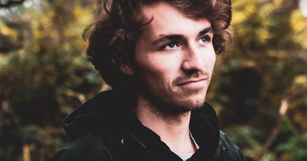 Luke Wallace - What on Earth