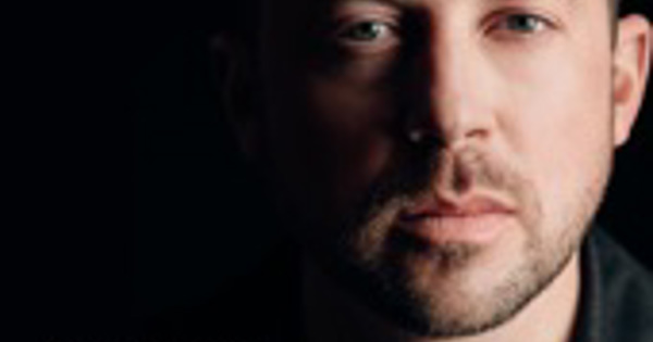 Levi Riggs - Cash Black - Single