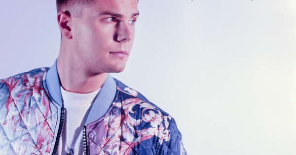 Neptunica feat. Beks – Follow You