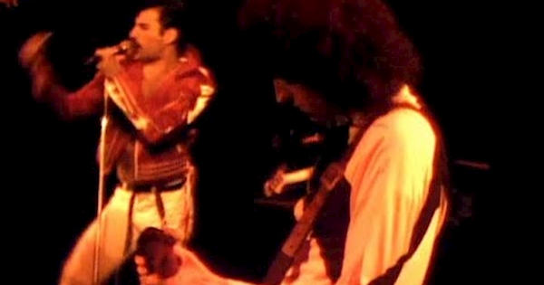 Queen Live Performances - YouTube