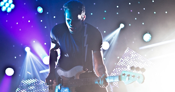 M83 - Sign up for tour dates, news and more