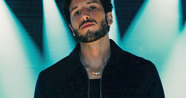 Sebastian Yatra - Esenciales