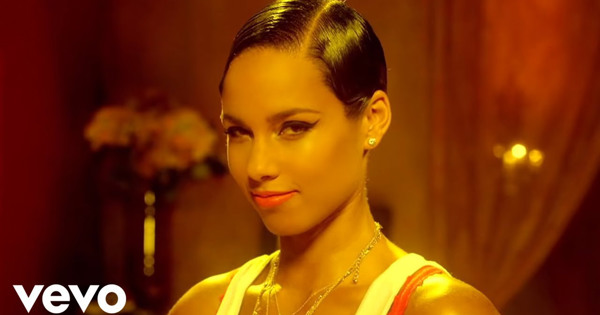Alicia Keys - Girl on Fire (Official Video)