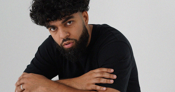 Moe Vision - As The World Turns