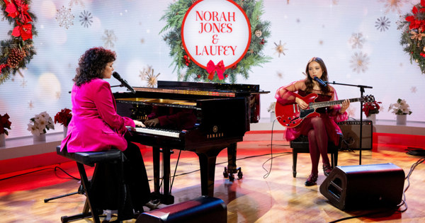 Norah Jones & Laufey perform live on TODAY