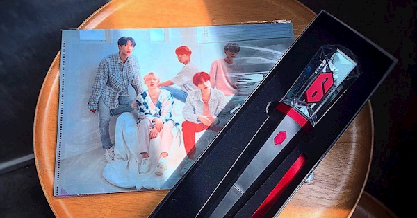 WIN EXCLUSIVE AB6IX MERCHANDISE