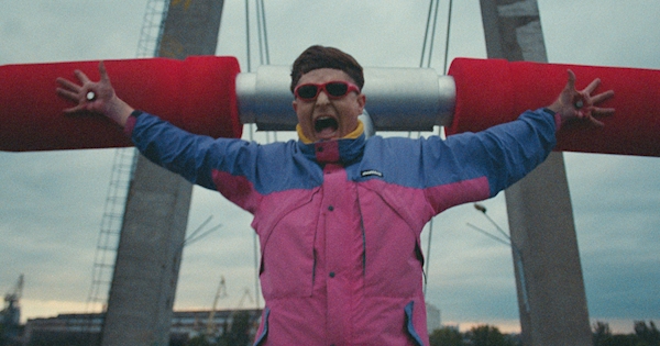 Oliver Tree - Hurt [Music Video]