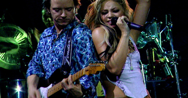 Shakira - Laundry Service Album Release Show