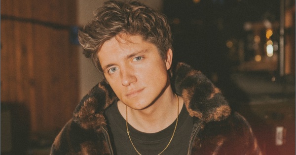 Marf - Monday (Feat. Philip Strand) - Single