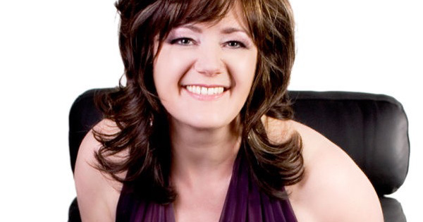 Nicki French